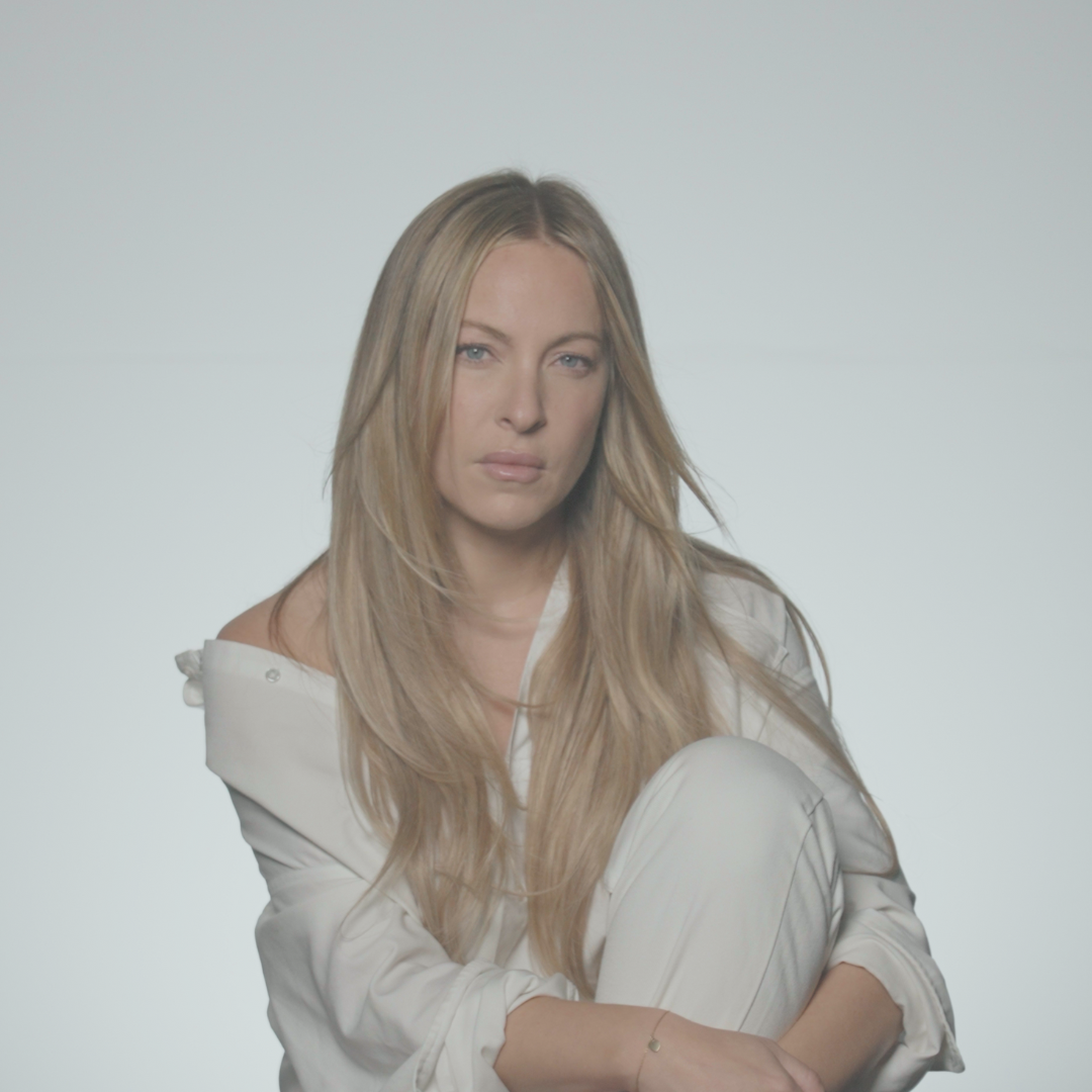 Marie Mai MARIE-MAI LANCE DANS LES RADIOS COMBIEN DE TEMPS - Marie Mai
